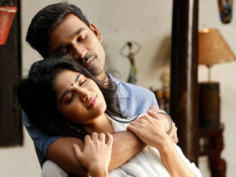 Enai Noki Paayum Thota Movie Review: Gautham Menon, Dhanush, Megha ...