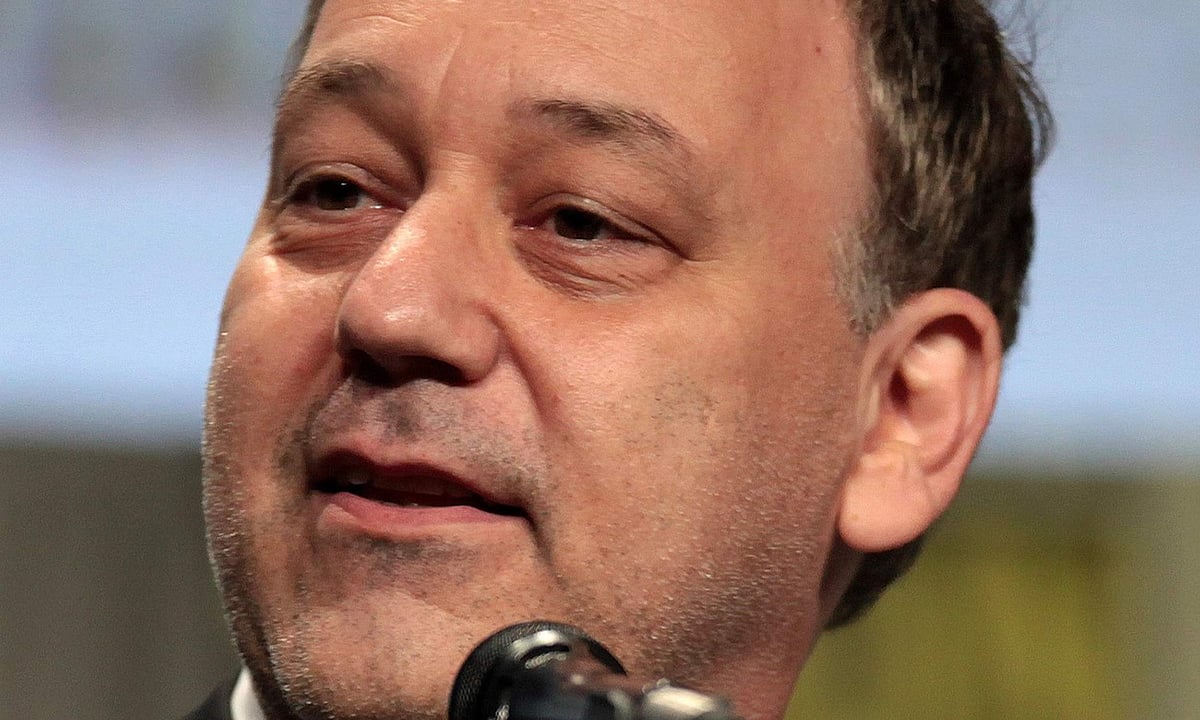 Sam Raimi to remake cult horror film Magic